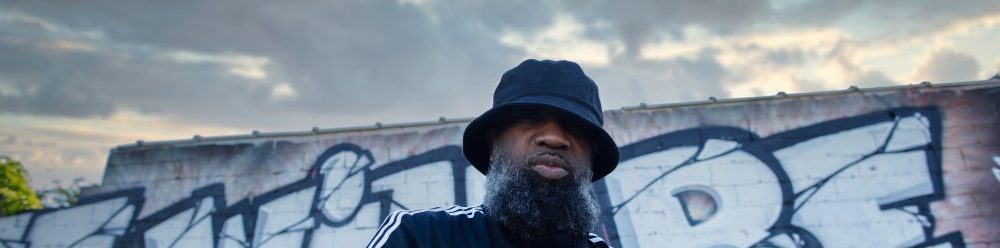 Master Wiz – ‘World Away’ [Album Review] | Word Is Bond